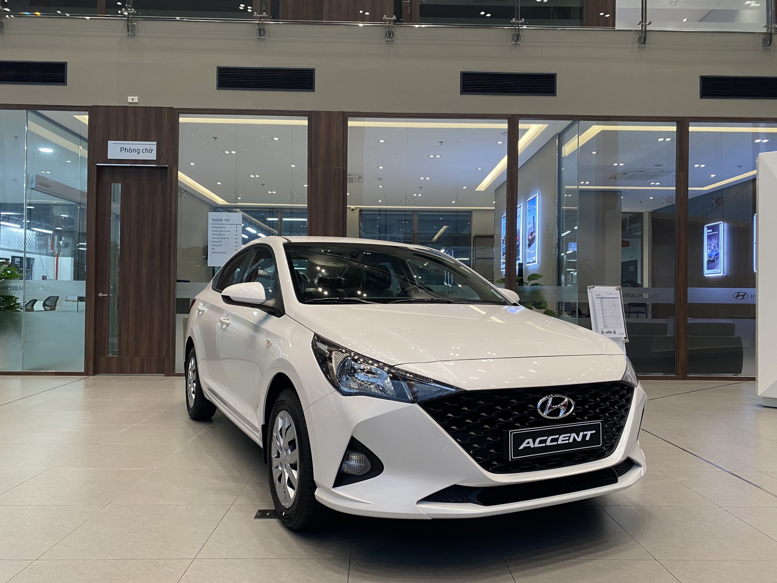 Hyundai Accent MT tiêu chuẩn - thông số và giá bán tại Phú Yên